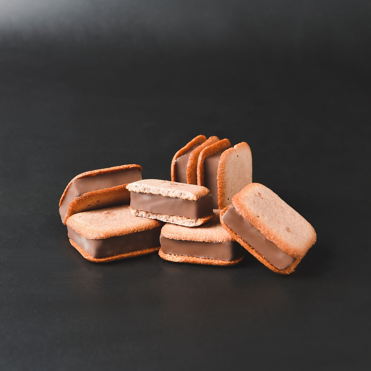 This Week’s GINZA Sweets｜ D'RENTY CHOCOLATE, Masterpiece Picture-Book ...